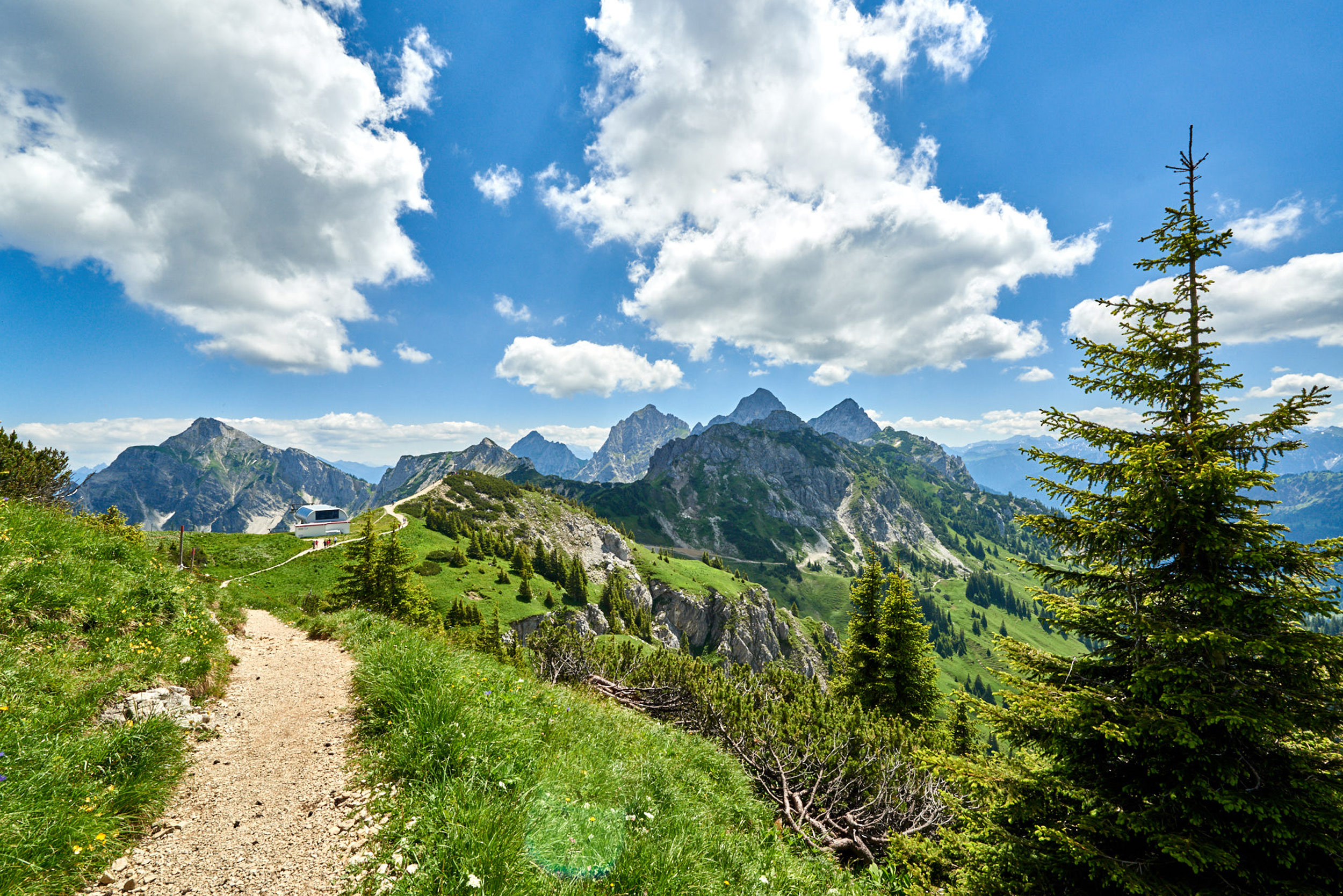 Wandern und Biken im schönsten Hochtal Europas – Tannheimer Tal - Berge ...